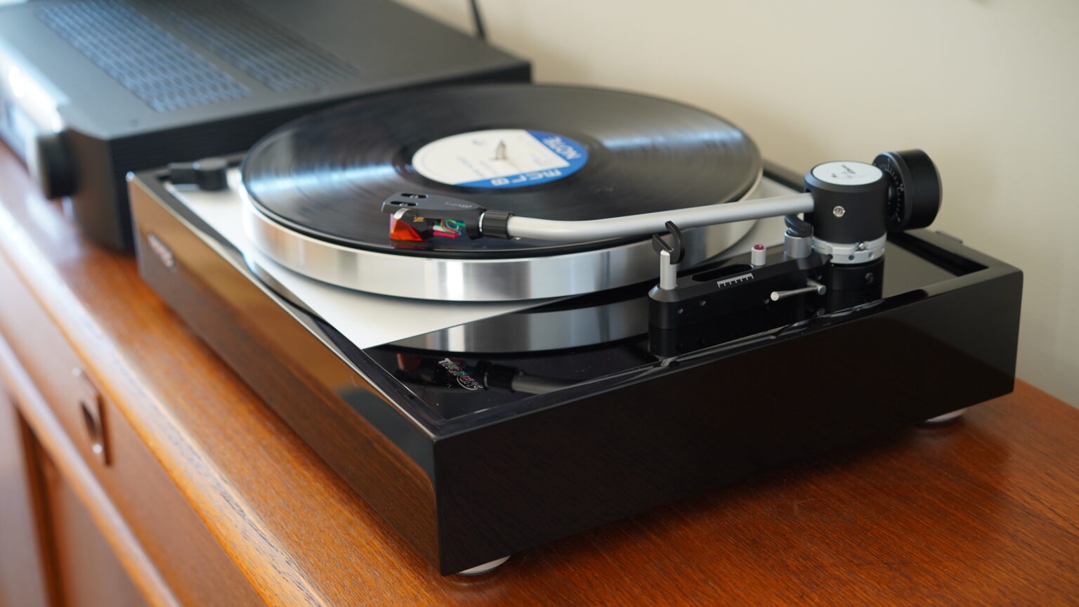 Review: Thorens TD 1500. A Worthy Upgrade to the Iconic 150 - Wifi Hifi ...