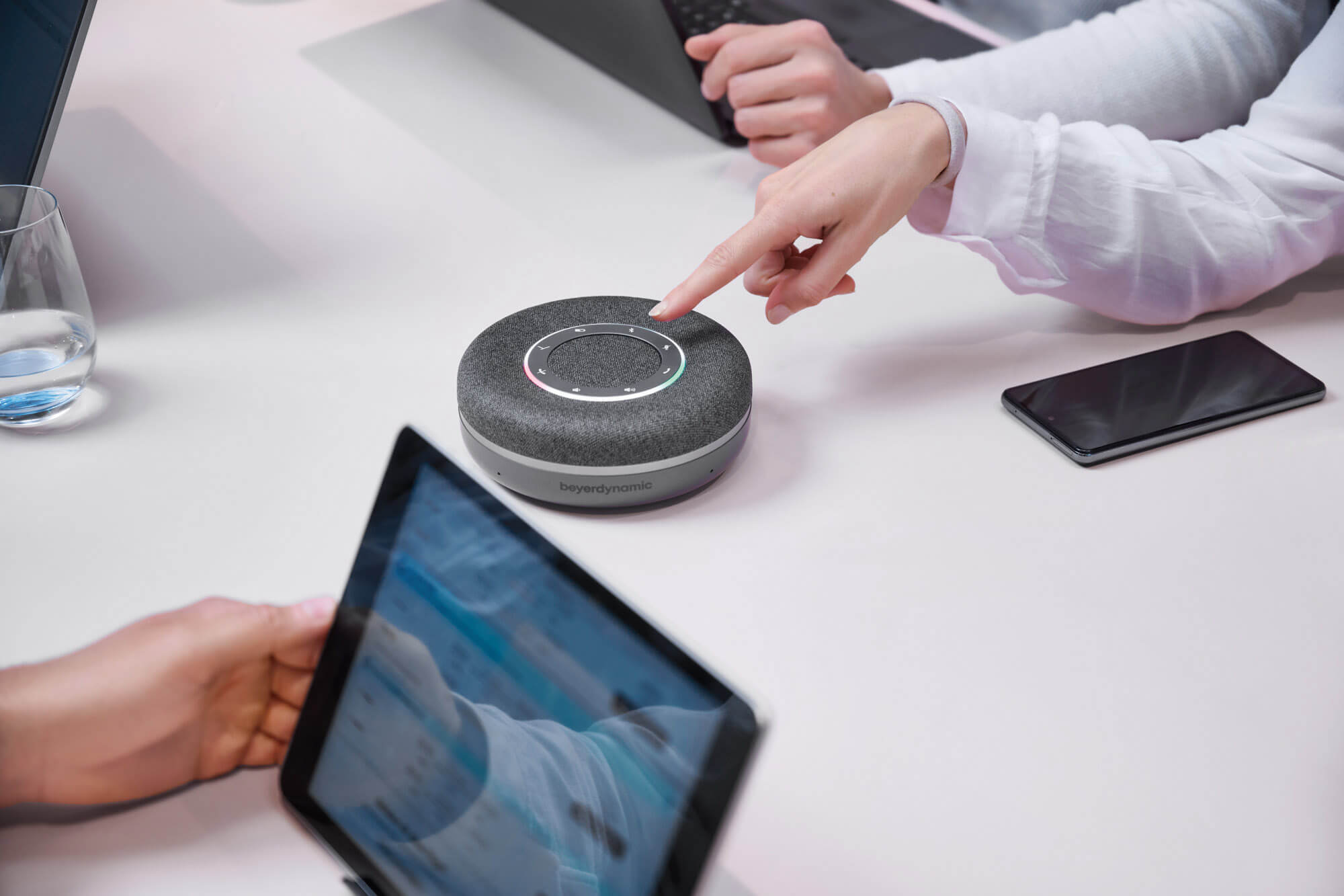 Beyerdynamic Reveals New Space Max Speakerphone