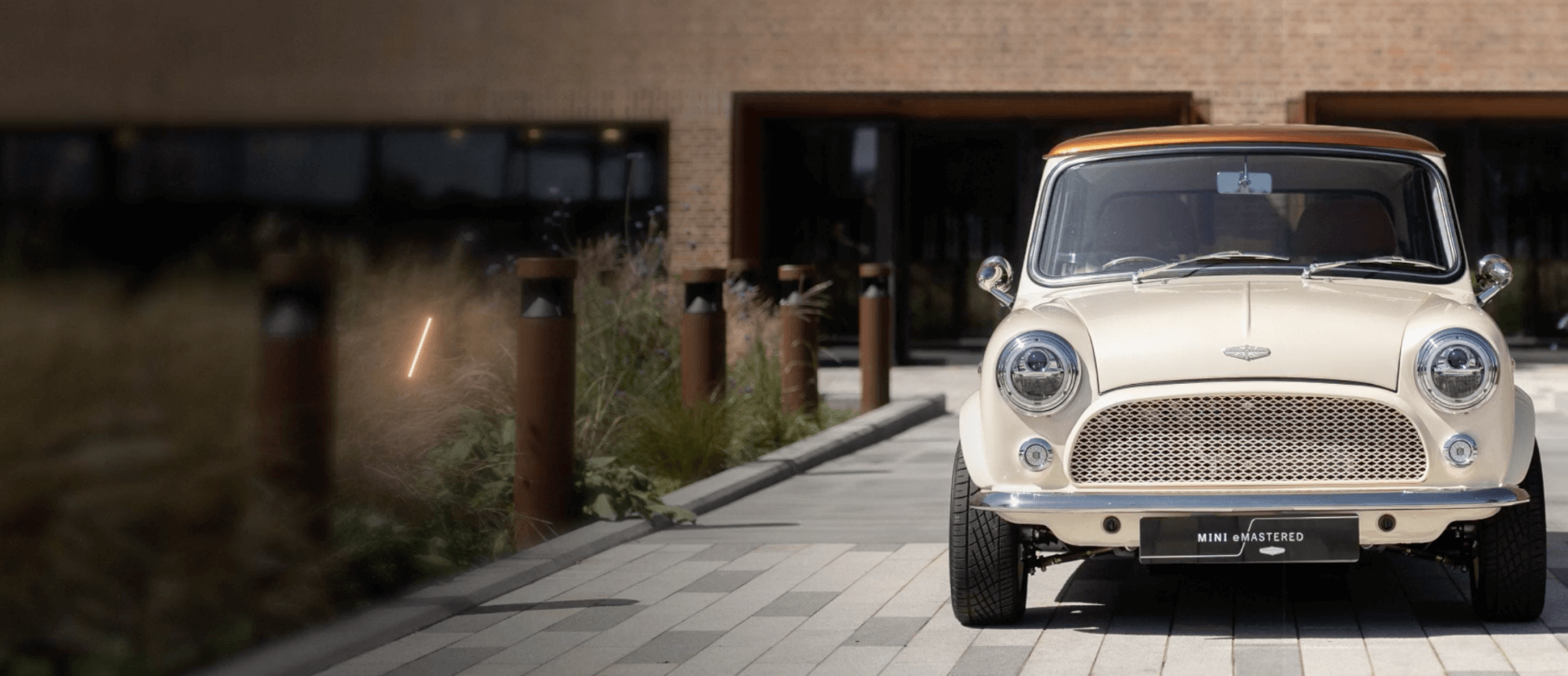 David Brown Reimagines the Classic MINI for the Electric Age - Wifi ...