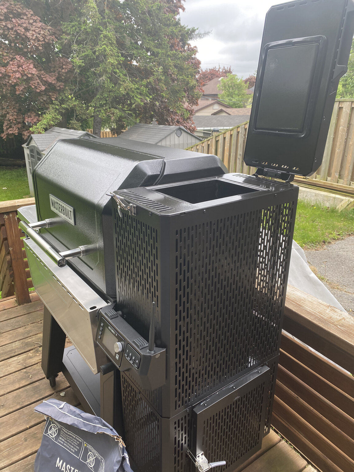 Masterbuilt Gravity XT Digital Charcoal Grill & Smoker Review