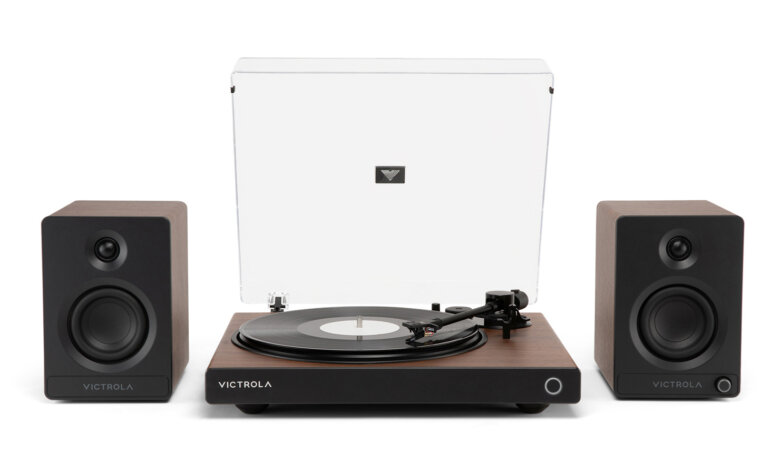 CES 2026: Victrola Soundstage Sits Below Turntables