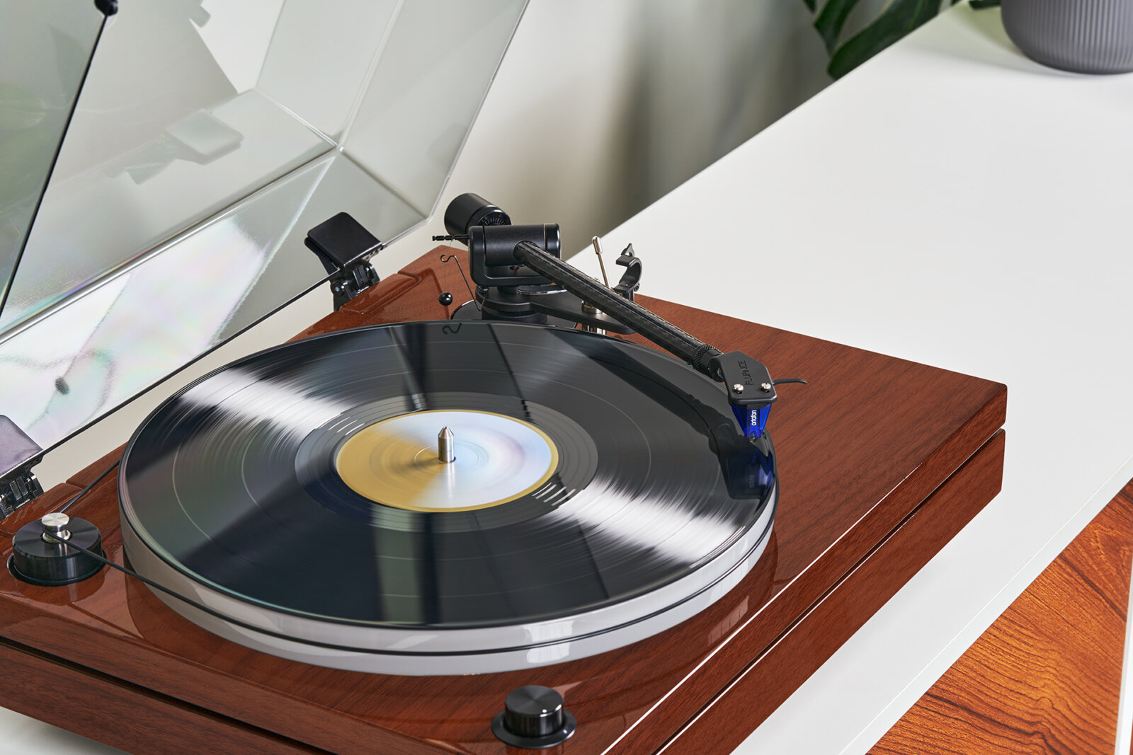 Fluance Launches RT87 Reference Dual-Plinth Turntable